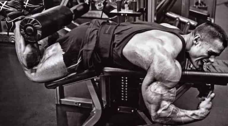 Leg curl per avere bicipiti femorali al top - SuperPalestra